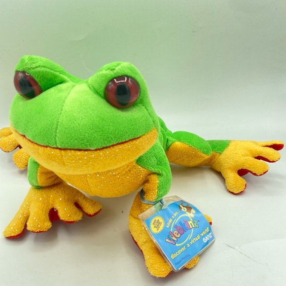 GANZ | Other | Ganz Webkinz Hm0 Green Frog Plush With Code New Stuffed ...